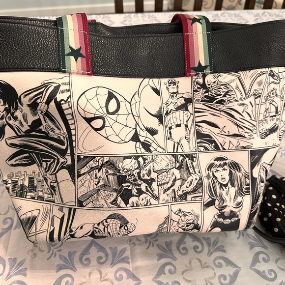 Coach | Bags | Coach Limited Edition Marvel Comic Jess Tote With Wallet ...